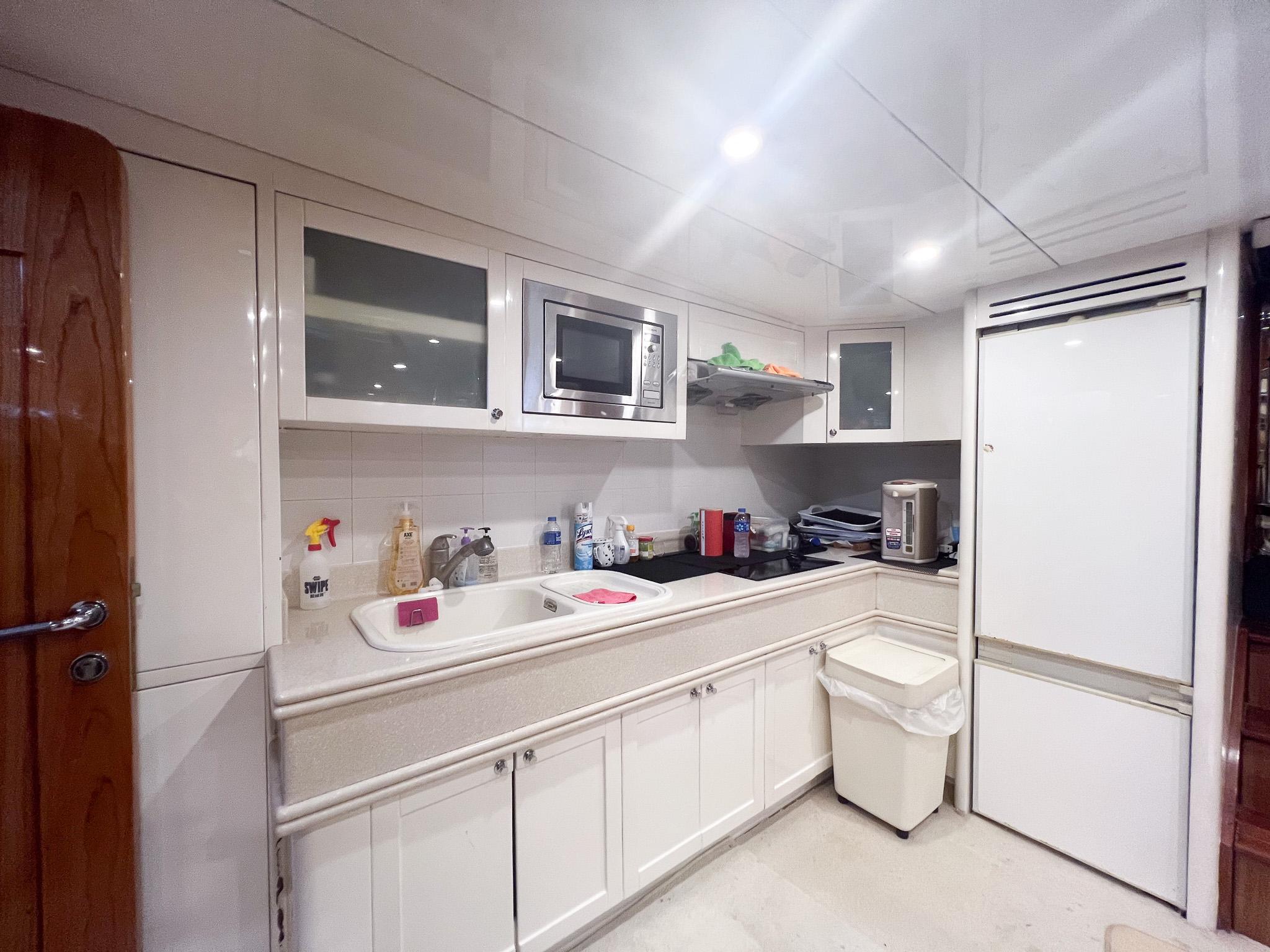 Best Deals on Pre-Owned Vitech 65 For Sale | Simpson Marine