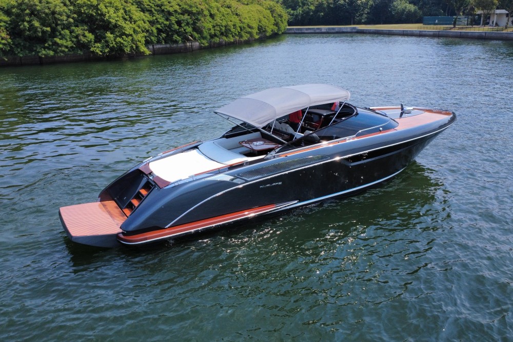 Best Deals on Pre-Owned Riva Rivamare 38 For Sale | Simpson Marine